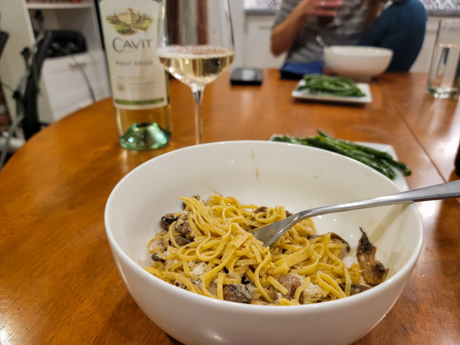 Cavit Pinot Grigio 2022 Review - Straightforward White Wine