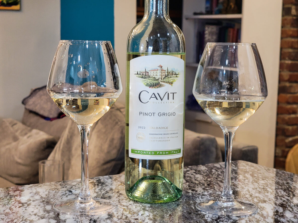 Cavit Pinot Grigio 2022 Review - Straightforward White Wine